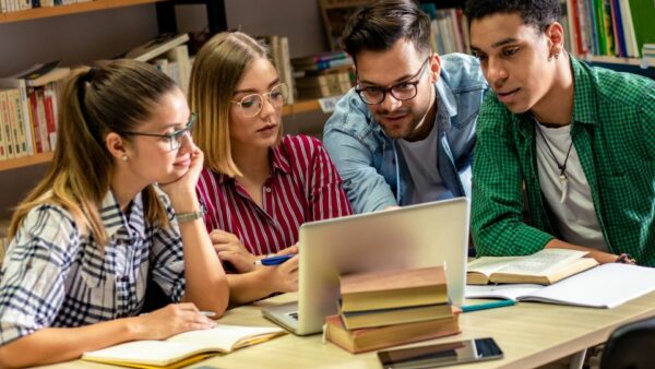 AI Grader App | Easily Grade Assignments - Unlock the power of AI ...